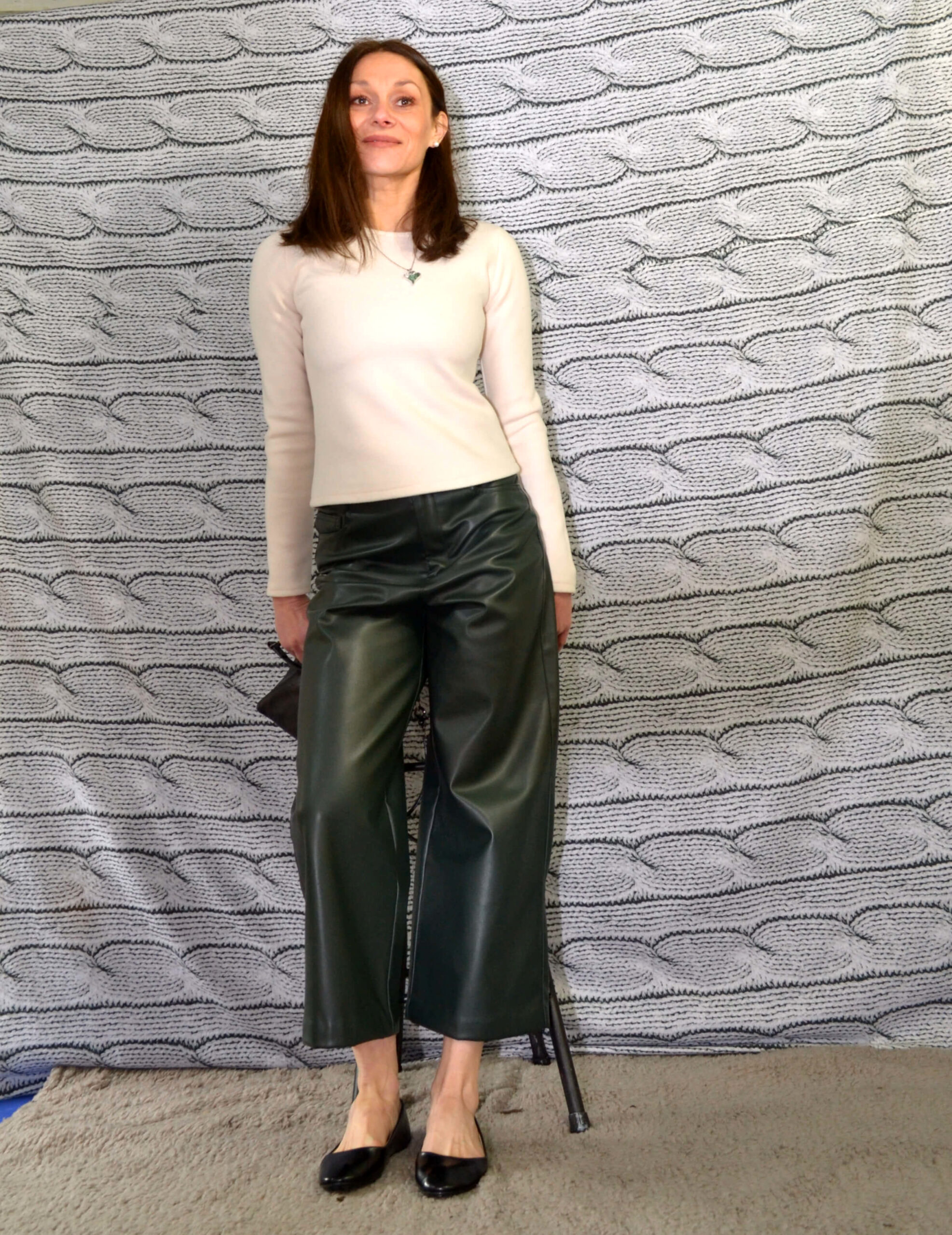 THE PERFECT COLOR FOR YOUR BASICS: deep, natural green. - MOOD AND ...